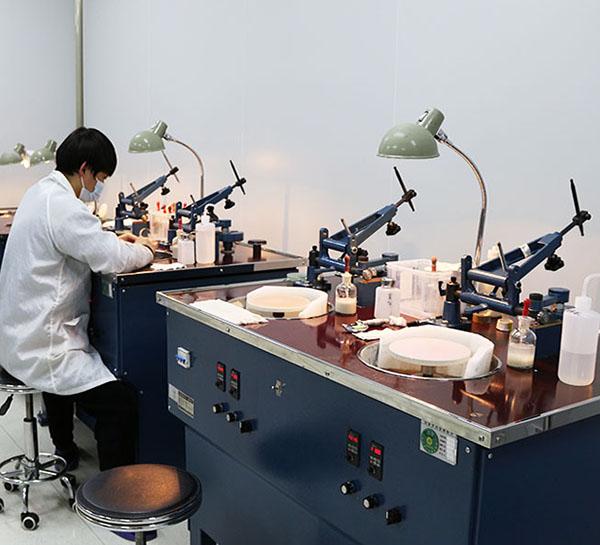 China ANHUI CRYSTRO CRYSTAL MATERIALS Co., Ltd. factory production line